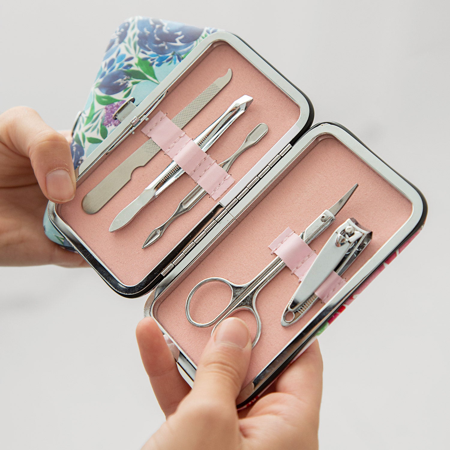 Manicure & Sewing Accessories – Tonic Wholesale